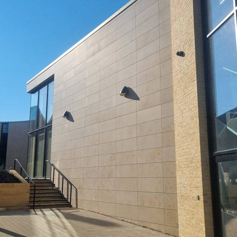Stone Rainscreen - Roy Geddes Bricks
